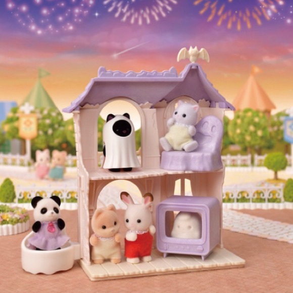 Sylvanian Families | Toys | Calico Critters Haunted House | Poshmark